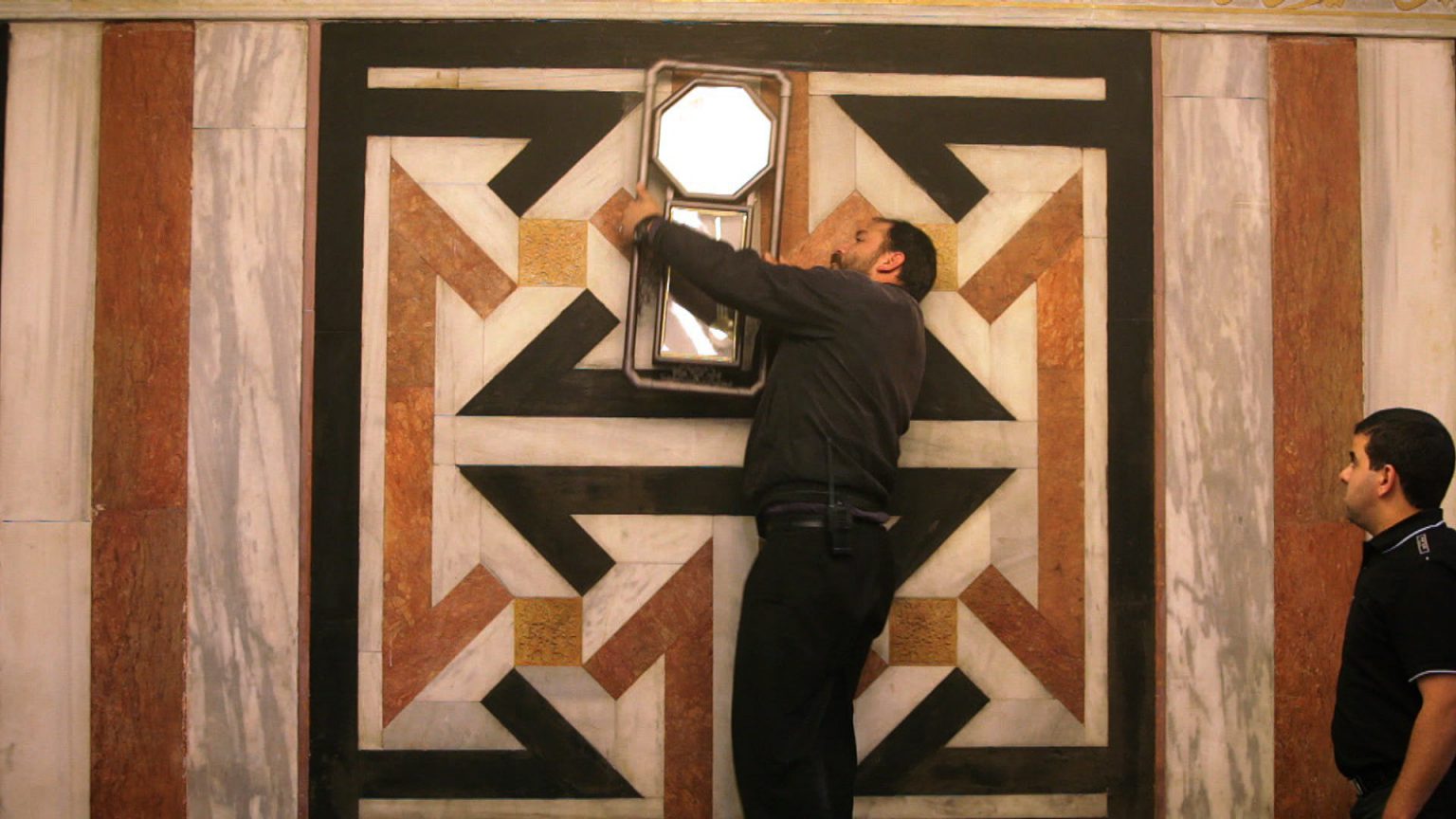 Nira Pereg – Braverman